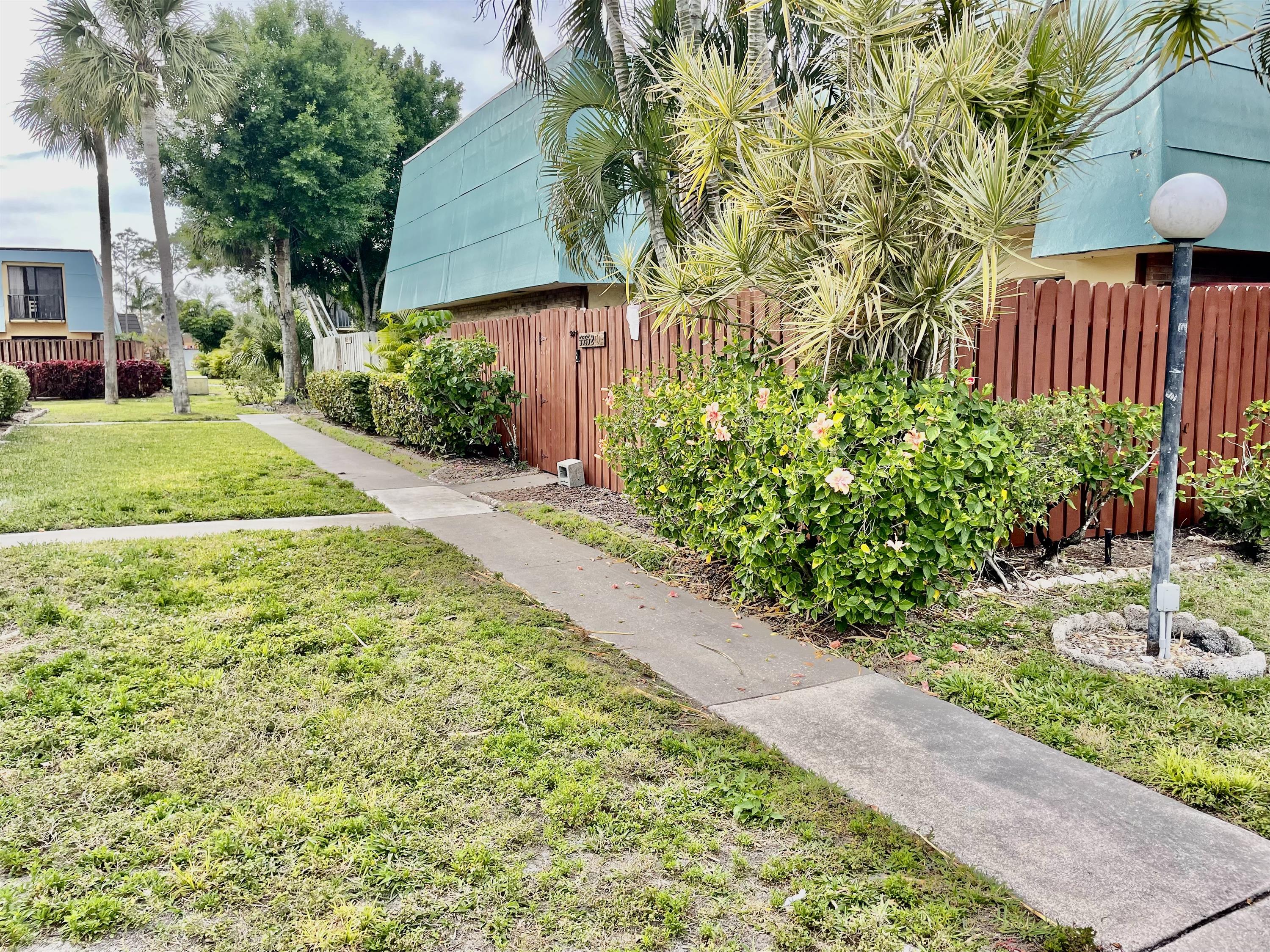 Home [anchorpropertyservices.managebuilding.com]